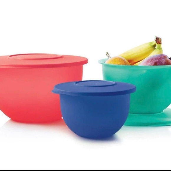 Tupperware | Kitchen | Tupperware Red Blue And Green Food Storage Set ...